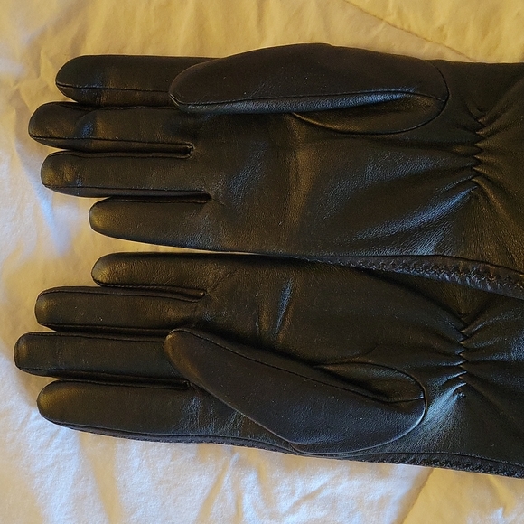 Fownes Brothers | Accessories | Fownes Brothers Womens Leather Gloves ...